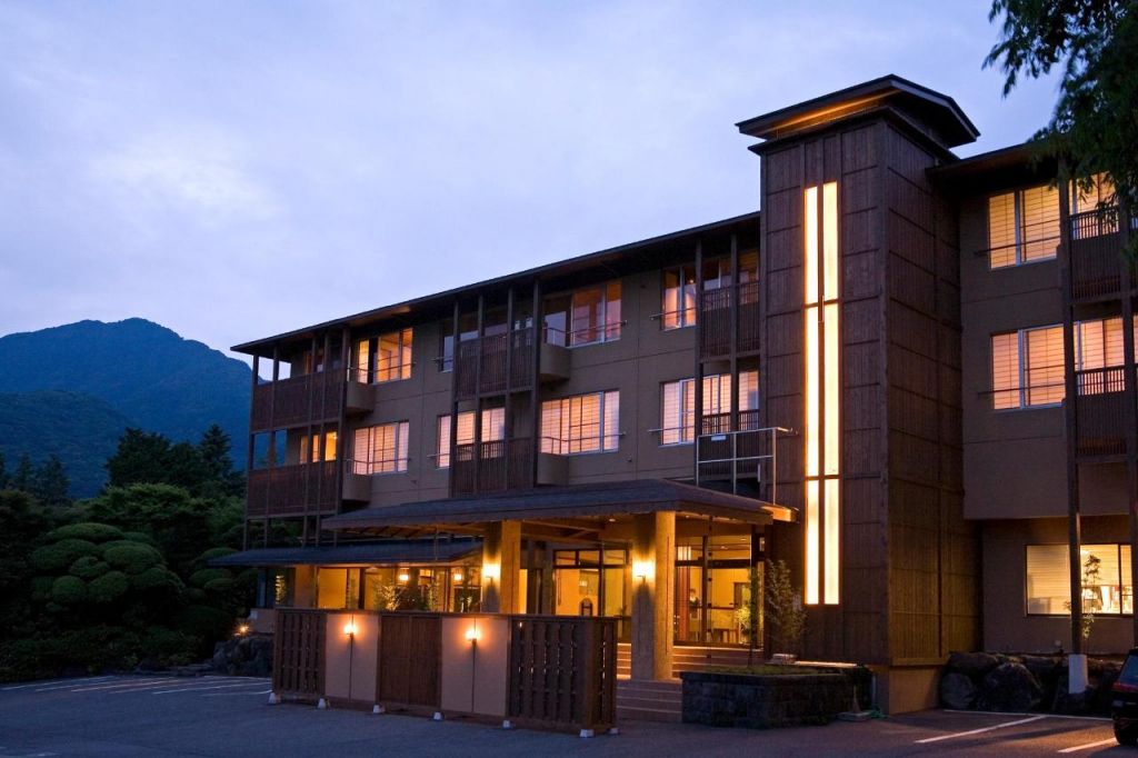 Hotel_Mount_View_Hakone_Outside1_night3 | HAKONE JAPAN | Visit to ...
