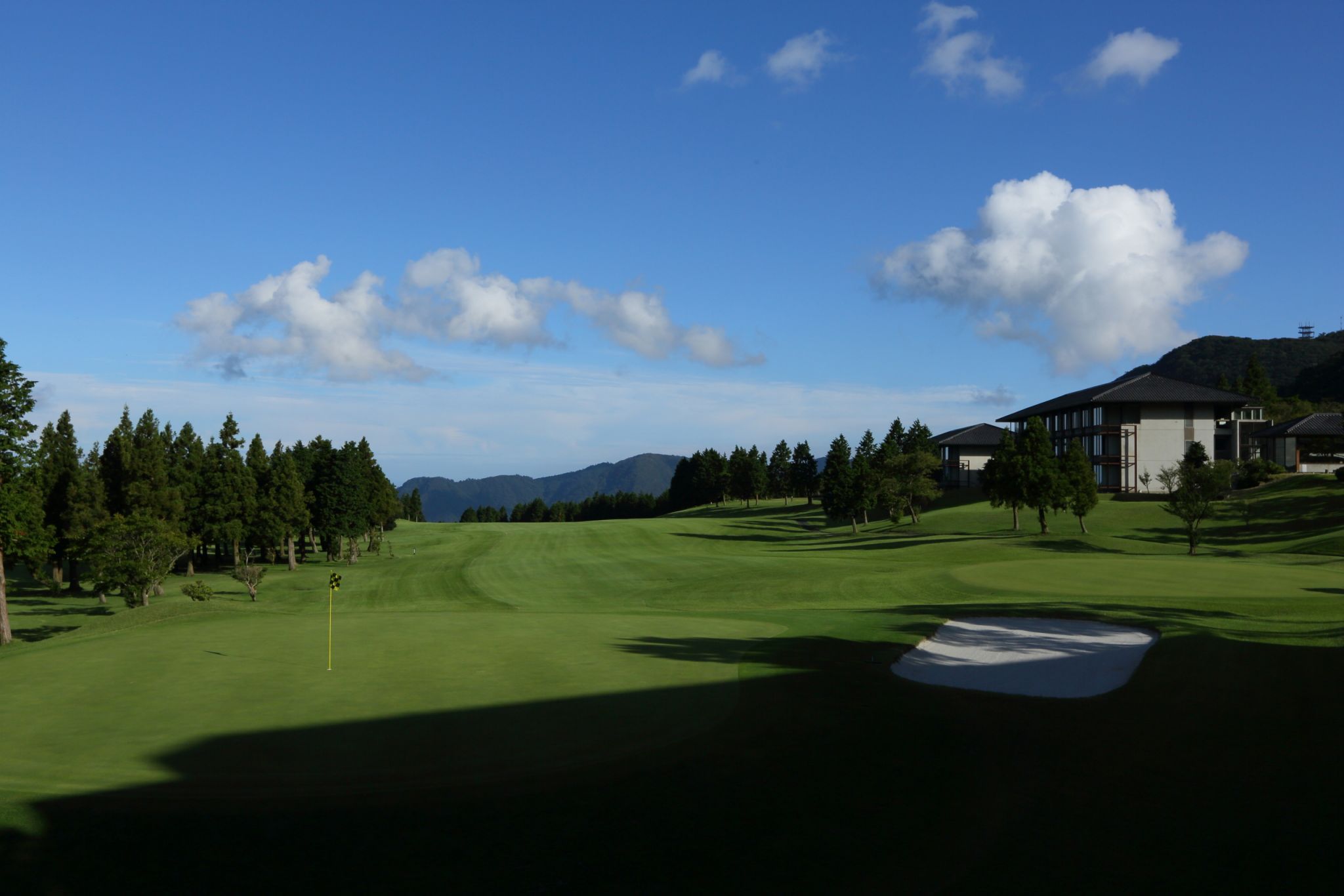 hakone yunohana golf park image1 | HAKONE JAPAN | Visit to Experience ...